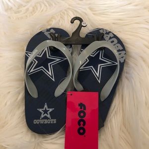 NFL | Shoes | Nfl Dallas Cowboys Youth Flip Flops | Poshmark